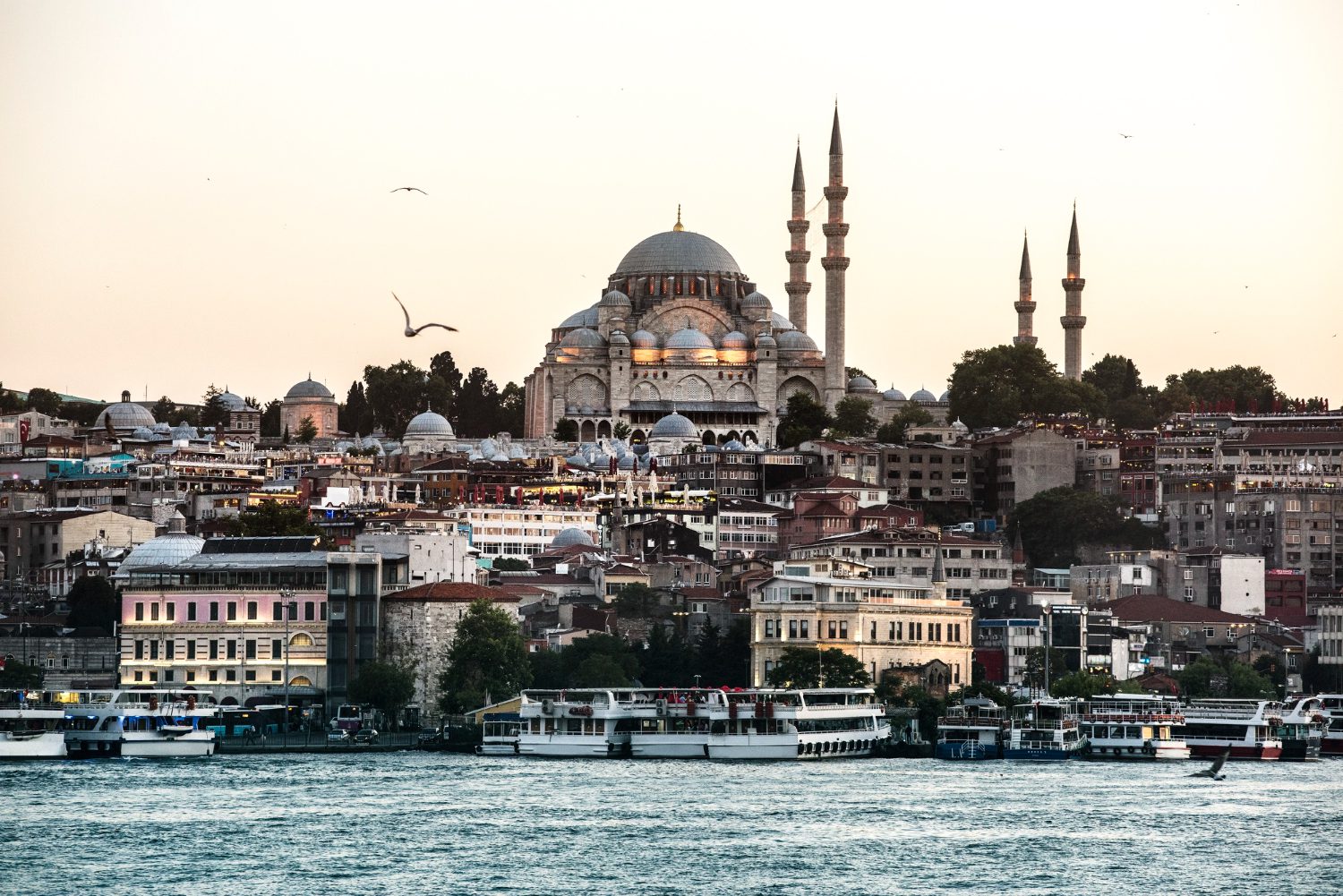 Money Matters in Istanbul: Using Lira, Cards, ATMs & Tipping (2025 ...